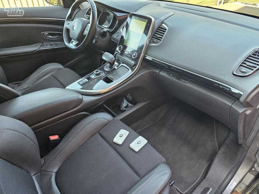 Pelēks Renault Espace 2016 Širvintos, ar dzinēja tilpumu 1.60 L un nobraukumu 313 tūkst. km par 6700 €, foto 19 vietnē AUTOMOTO.COM.LV