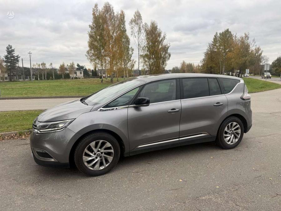 Grey Renault Espace 2016 in Taurage, with an engine capacity of 1.60 L and mileage of 200 thousand km for 7500 €, photo 4 on AUTOMOTO.COM.LV