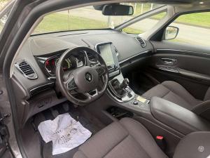 Grey Renault Espace 2016 in Taurage, with an engine capacity of 1.60 L and mileage of 200 thousand km for 7500 €, photo 12 on AUTOMOTO.COM.LV