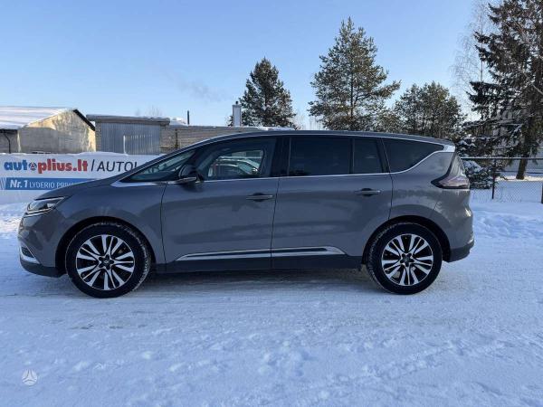 Grey Renault Espace 2017 in Ukmerge, with an engine capacity of 1.60 L and mileage of 300 thousand km for 7800 €, photo 8 on AUTOMOTO.COM.LV
