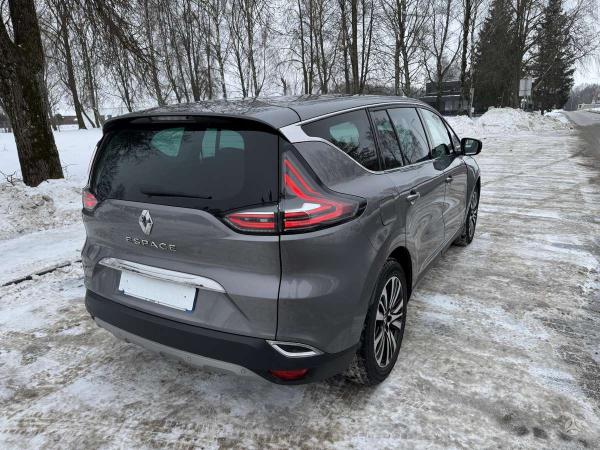 Pelēks Renault Espace 2017 Tauragė, ar dzinēja tilpumu 1.60 L un nobraukumu 193 tūkst. km par 11500 €, foto 5 vietnē AUTOMOTO.COM.LV
