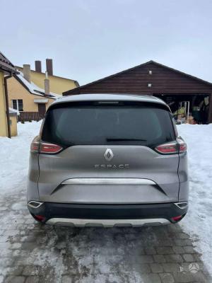 Pelēks Renault Espace 2017 Viļņa, ar dzinēja tilpumu 1.60 L un nobraukumu 230 tūkst. km par 11900 €, foto 6 vietnē AUTOMOTO.COM.LV