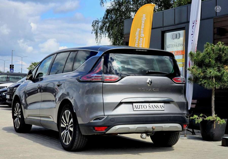 Pelēks Renault Espace 2017 Tauragė, ar dzinēja tilpumu 1.60 L un nobraukumu 270 tūkst. km par 9200 €, foto 8 vietnē AUTOMOTO.COM.LV