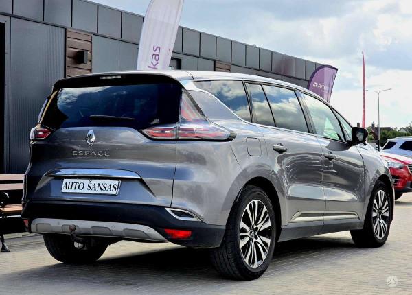 Pelēks Renault Espace 2017 Tauragė, ar dzinēja tilpumu 1.60 L un nobraukumu 270 tūkst. km par 9200 €, foto 8 vietnē AUTOMOTO.COM.LV