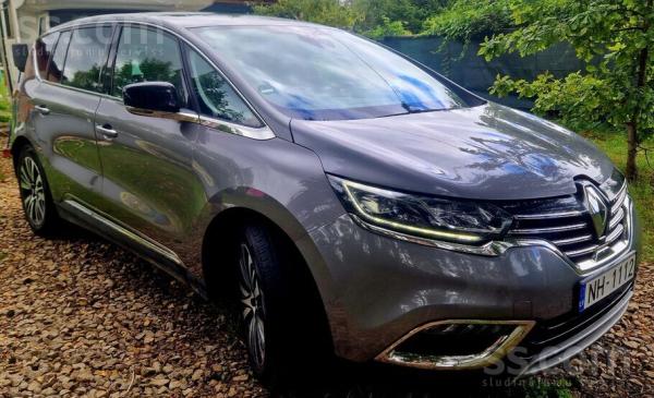 Pelēks Renault Espace 2017 Rīga, ar dzinēja tilpumu 1.60 L un nobraukumu 266 tūkst. km par 12300 €, foto  vietnē AUTOMOTO.COM.LV