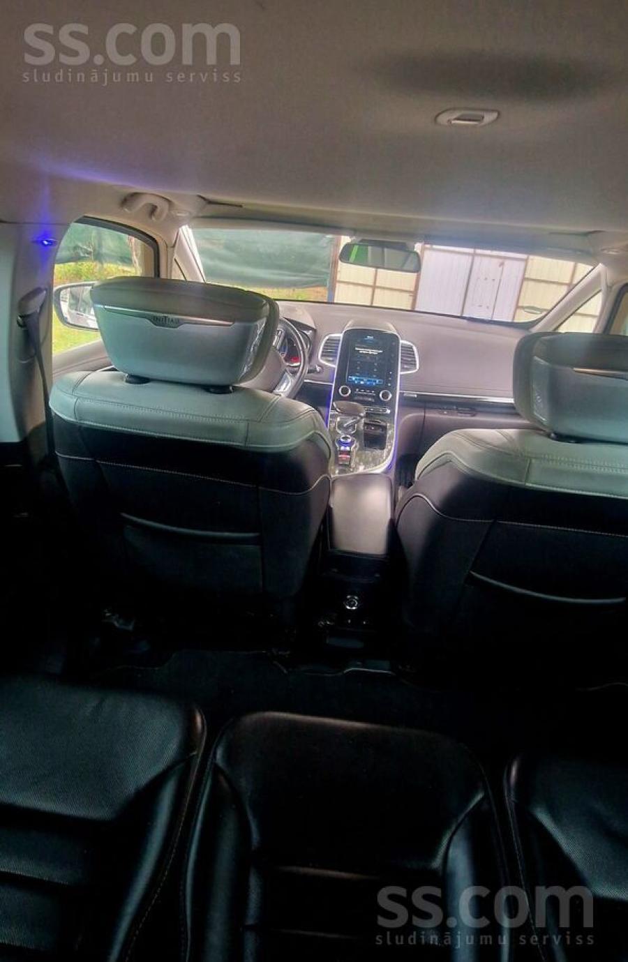 Pelēks Renault Espace 2017 Rīga, ar dzinēja tilpumu 1.60 L un nobraukumu 266 tūkst. km par 12300 €, foto 10 vietnē AUTOMOTO.COM.LV
