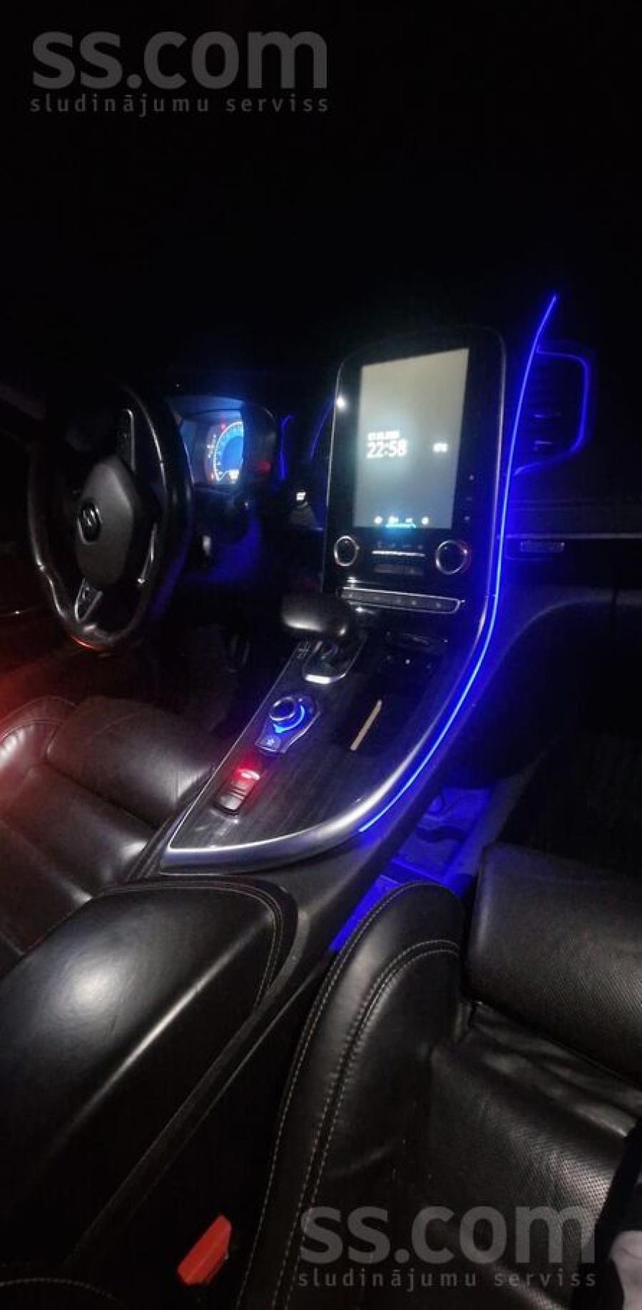 Pelēks Renault Espace 2017 Rīga, ar dzinēja tilpumu 1.60 L un nobraukumu 266 tūkst. km par 12300 €, foto 16 vietnē AUTOMOTO.COM.LV