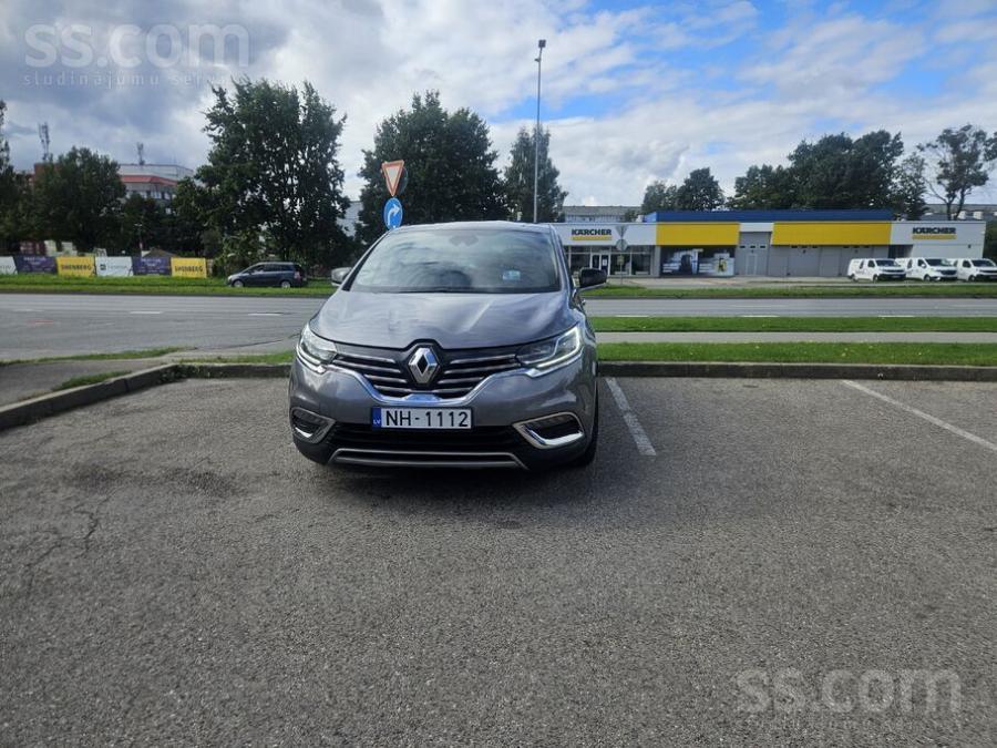 Grey Renault Espace 2017 in Riga, with an engine capacity of 1.60 L and mileage of 269 thousand km for 11800 €, photo 1 on AUTOMOTO.COM.LV