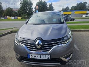 Grey Renault Espace 2017 in Riga, with an engine capacity of 1.60 L and mileage of 269 thousand km for 11800 €, photo 4 on AUTOMOTO.COM.LV