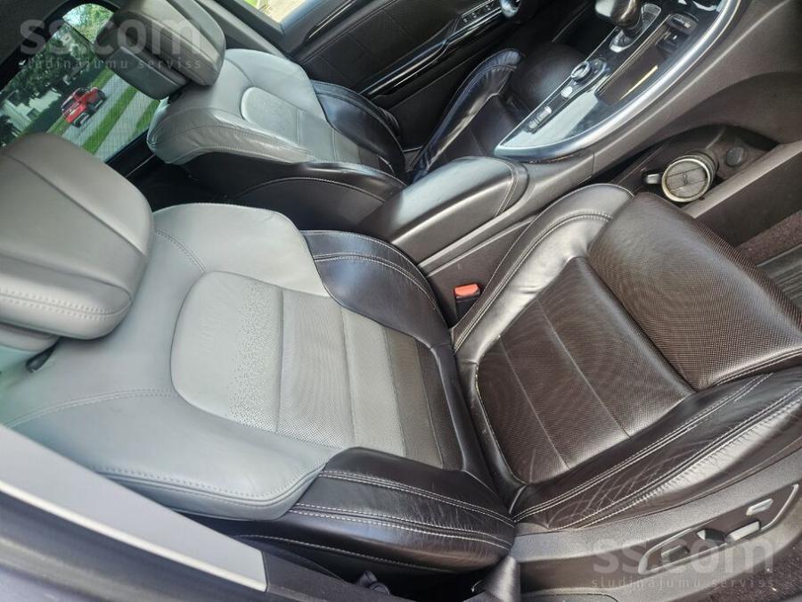 Grey Renault Espace 2017 in Riga, with an engine capacity of 1.60 L and mileage of 269 thousand km for 11800 €, photo 5 on AUTOMOTO.COM.LV