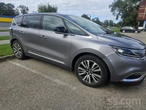 Grey Renault Espace 2017 in Riga, with an engine capacity of 1.60 L and mileage of 269 thousand km for 11800 €, photo 6 on AUTOMOTO.COM.LV
