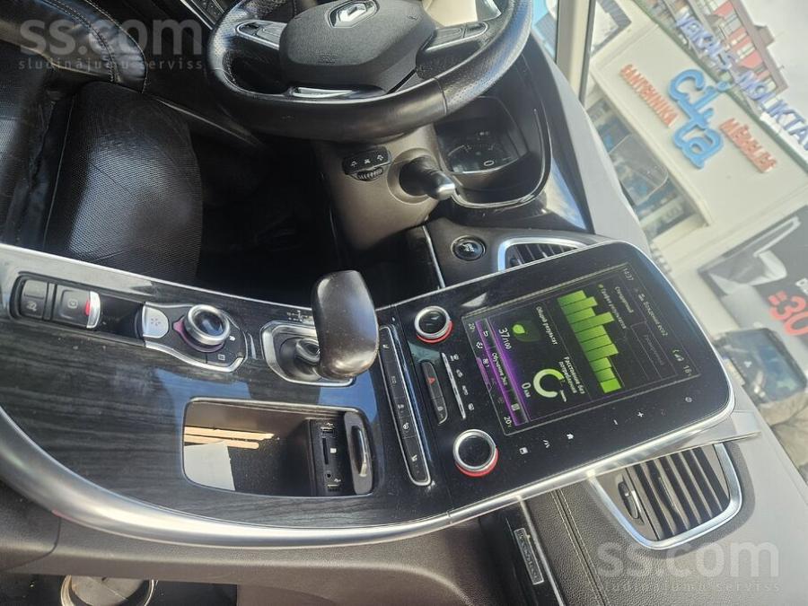 Grey Renault Espace 2017 in Riga, with an engine capacity of 1.60 L and mileage of 269 thousand km for 11800 €, photo 10 on AUTOMOTO.COM.LV