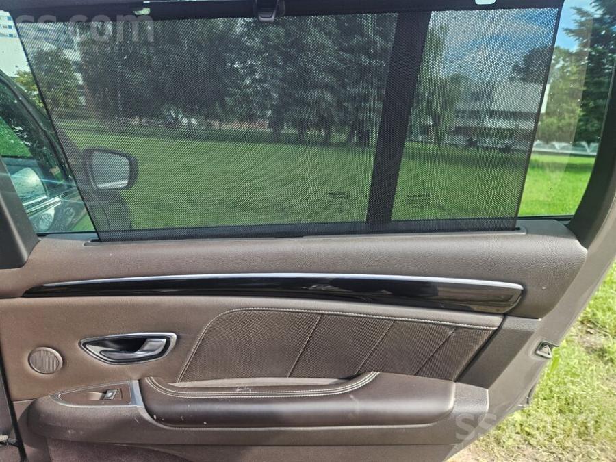 Grey Renault Espace 2017 in Riga, with an engine capacity of 1.60 L and mileage of 269 thousand km for 11800 €, photo 12 on AUTOMOTO.COM.LV