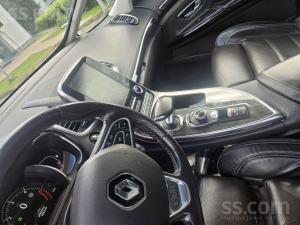 Grey Renault Espace 2017 in Riga, with an engine capacity of 1.60 L and mileage of 269 thousand km for 11800 €, photo 22 on AUTOMOTO.COM.LV