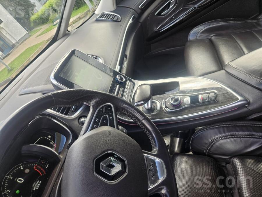 Grey Renault Espace 2017 in Riga, with an engine capacity of 1.60 L and mileage of 269 thousand km for 11800 €, photo 22 on AUTOMOTO.COM.LV