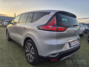 Grey Renault Espace 2017 in Liepaja, with an engine capacity of 1.60 L and mileage of 182 thousand km for 10600 €, photo 8 on AUTOMOTO.COM.LV