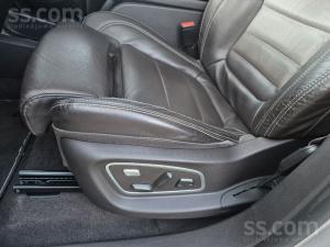 Grey Renault Espace 2017 in Liepaja, with an engine capacity of 1.60 L and mileage of 182 thousand km for 10600 €, photo 16 on AUTOMOTO.COM.LV