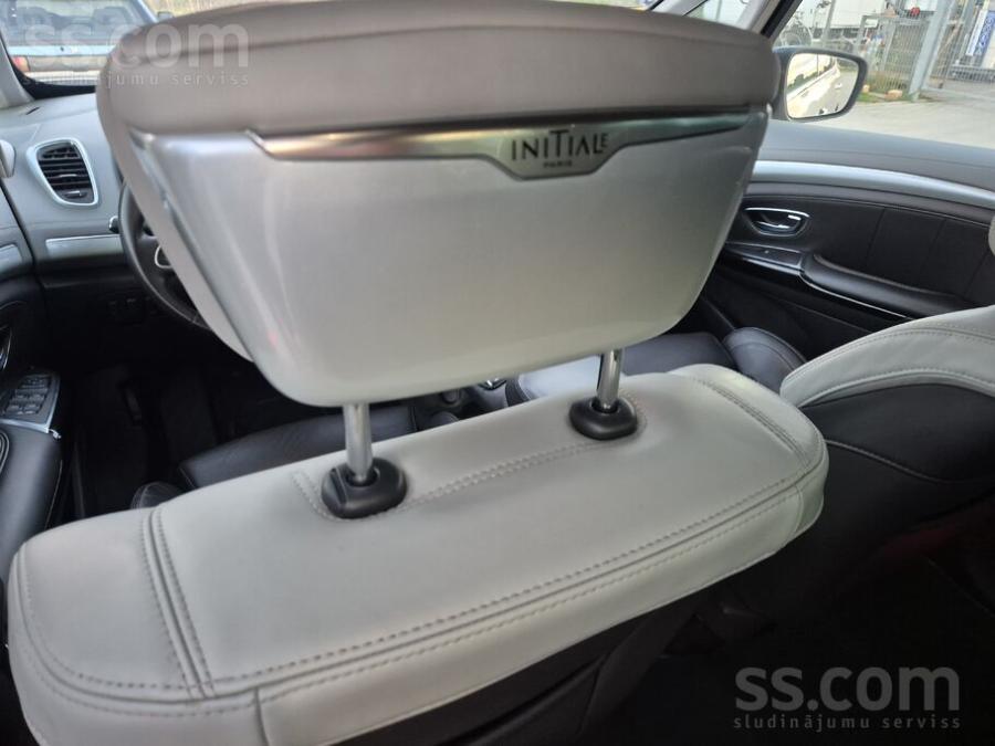 Grey Renault Espace 2017 in Liepaja, with an engine capacity of 1.60 L and mileage of 182 thousand km for 10600 €, photo 30 on AUTOMOTO.COM.LV