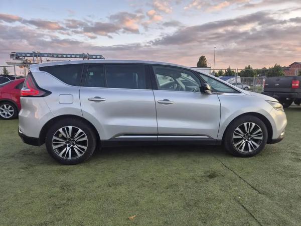 Pelēks Renault Espace 2017 Liepāja, ar dzinēja tilpumu 1.60 L un nobraukumu 0 tūkst. km par 10600 €, foto 4 vietnē AUTOMOTO.COM.LV