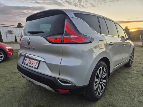 Pelēks Renault Espace 2017 Liepāja, ar dzinēja tilpumu 1.60 L un nobraukumu 0 tūkst. km par 10600 €, foto 5 vietnē AUTOMOTO.COM.LV