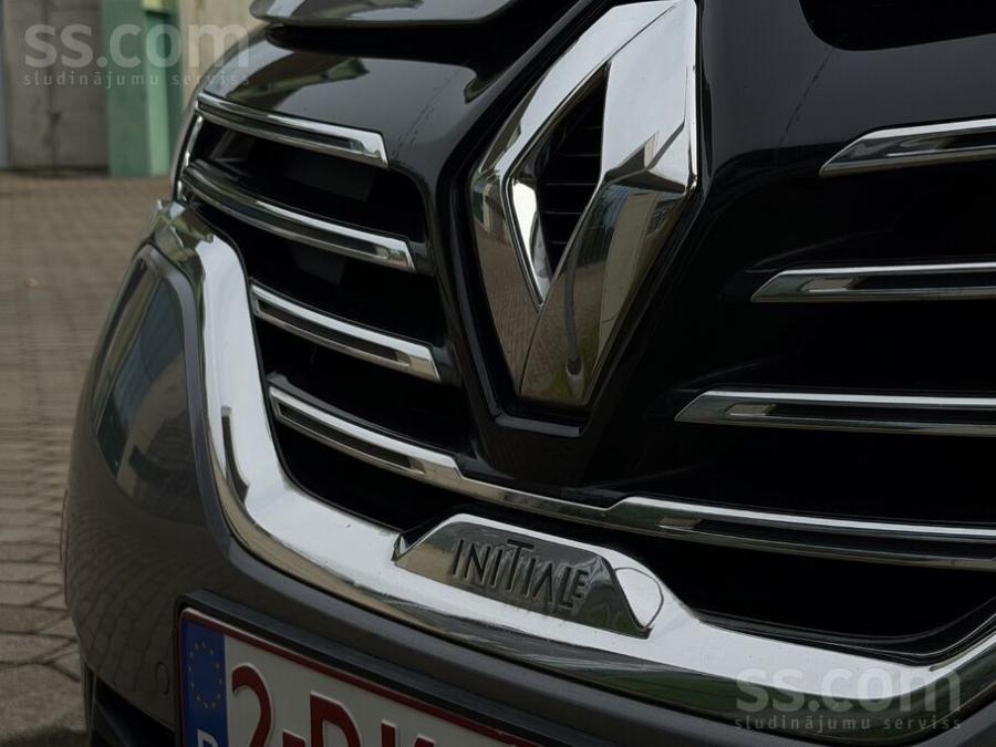 Grey Renault Espace 2017 in Jelgava, with an engine capacity of 1.60 L and mileage of 207 thousand km for 13990 €, photo 13 on AUTOMOTO.COM.LV