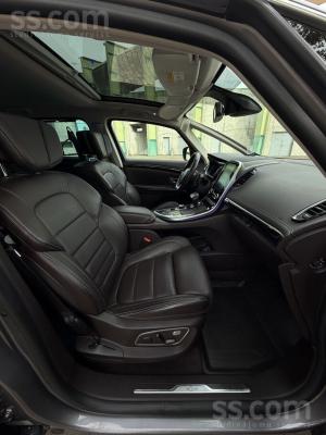 Grey Renault Espace 2017 in Jelgava, with an engine capacity of 1.60 L and mileage of 207 thousand km for 13990 €, photo 20 on AUTOMOTO.COM.LV