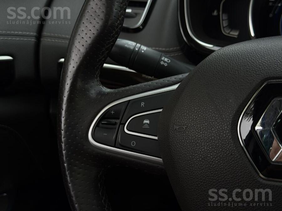 Grey Renault Espace 2017 in Jelgava, with an engine capacity of 1.60 L and mileage of 207 thousand km for 13990 €, photo 26 on AUTOMOTO.COM.LV