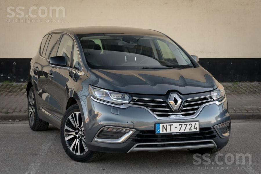 Grey Renault Espace 2018 in Talsi, with an engine capacity of 1.60 L and mileage of 260 thousand km for 12950 €, photo 1 on AUTOMOTO.COM.LV