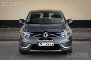 Grey Renault Espace 2018 in Talsi, with an engine capacity of 1.60 L and mileage of 260 thousand km for 12950 €, photo 3 on AUTOMOTO.COM.LV