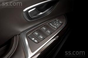 Grey Renault Espace 2018 in Talsi, with an engine capacity of 1.60 L and mileage of 260 thousand km for 12950 €, photo 14 on AUTOMOTO.COM.LV