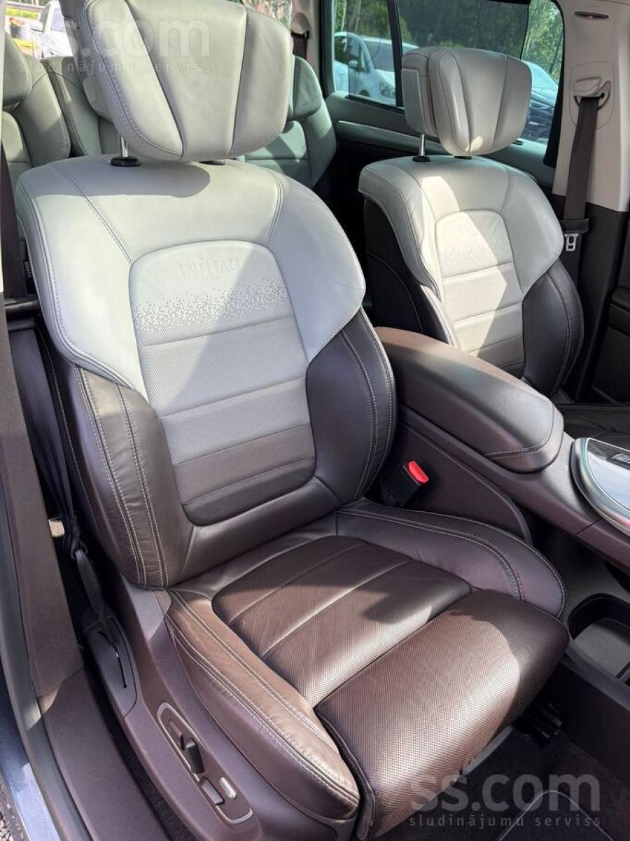 Grey Renault Espace 2018 in Riga, with an engine capacity of 1.60 L and mileage of 136 thousand km for 16990 €, photo 7 on AUTOMOTO.COM.LV