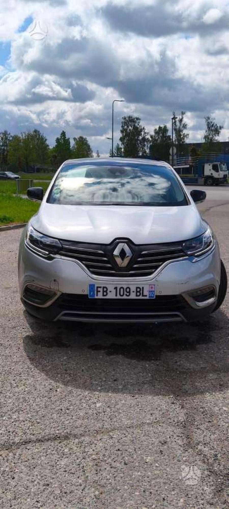 Grey Renault Espace 2018 in Kaunas, with an engine capacity of 1.60 L and mileage of 146 thousand km for 11253 €, photo 5 on AUTOMOTO.COM.LV