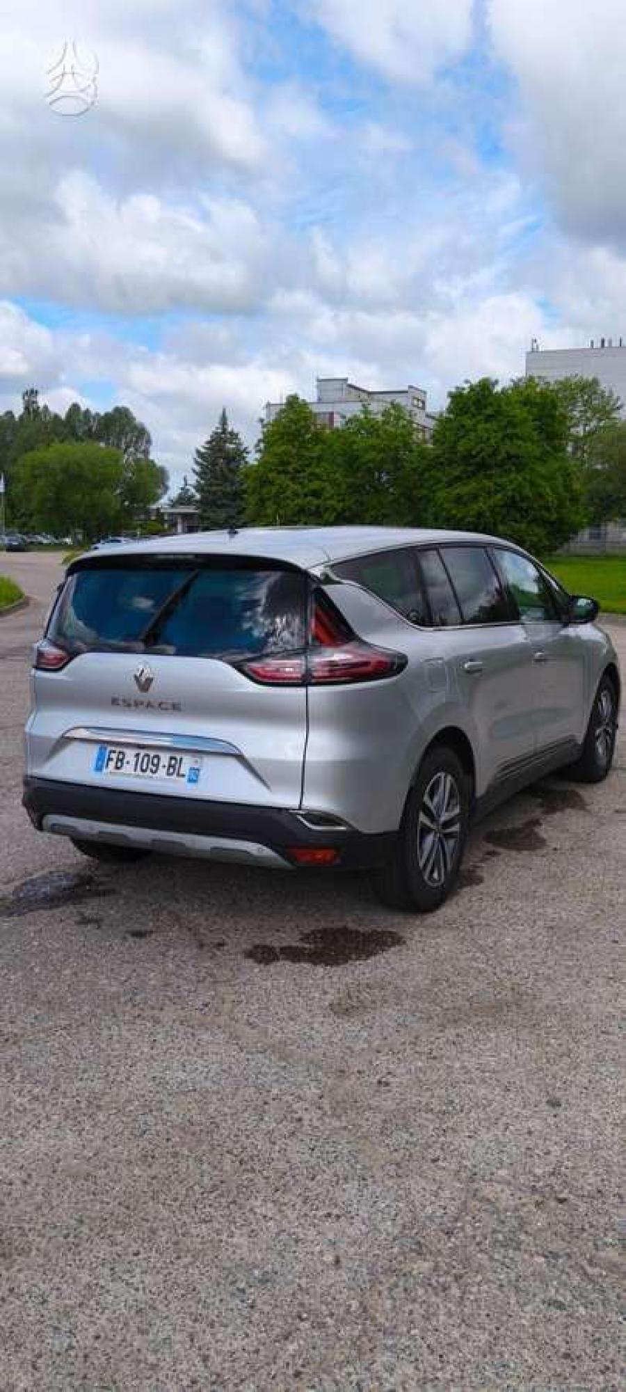 Grey Renault Espace 2018 in Kaunas, with an engine capacity of 1.60 L and mileage of 146 thousand km for 11253 €, photo 14 on AUTOMOTO.COM.LV