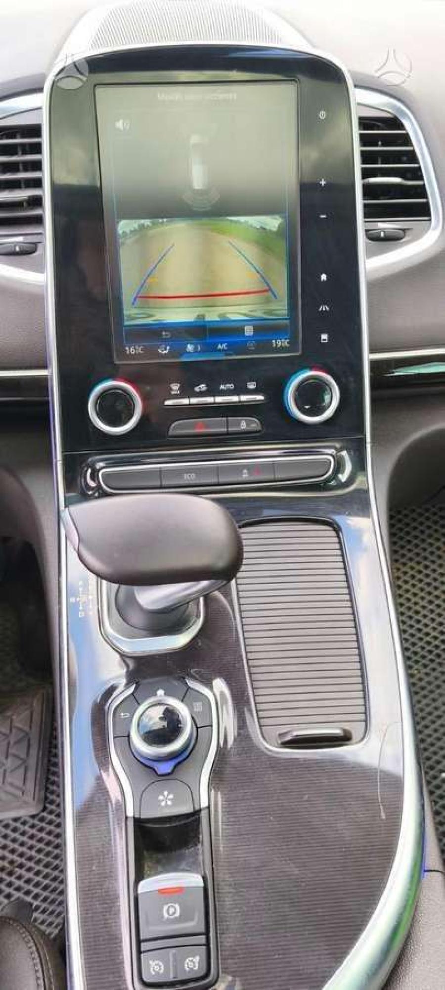 Grey Renault Espace 2018 in Kaunas, with an engine capacity of 1.60 L and mileage of 146 thousand km for 11253 €, photo 16 on AUTOMOTO.COM.LV
