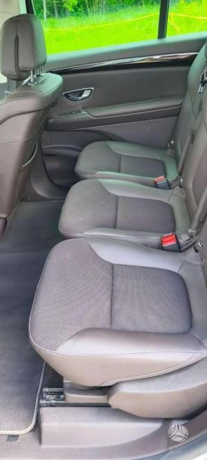 Grey Renault Espace 2018 in Kaunas, with an engine capacity of 1.60 L and mileage of 146 thousand km for 11253 €, photo 18 on AUTOMOTO.COM.LV