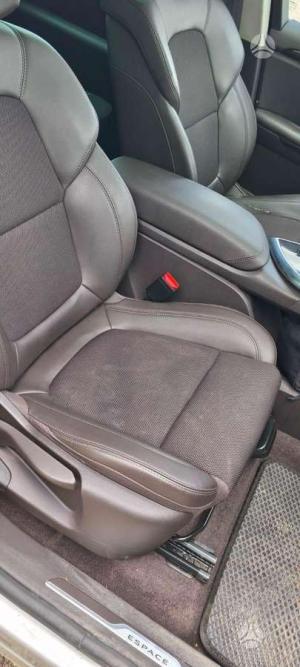 Grey Renault Espace 2018 in Kaunas, with an engine capacity of 1.60 L and mileage of 146 thousand km for 11253 €, photo 21 on AUTOMOTO.COM.LV