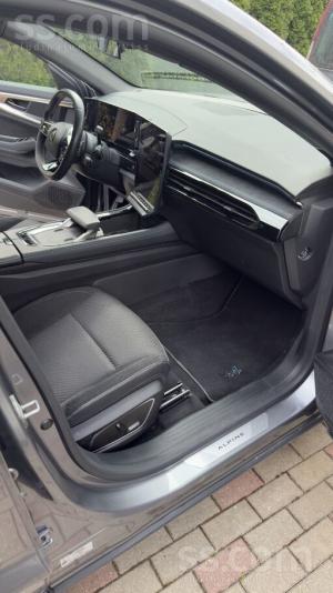 Grey Renault Espace 2024 in Riga, with an engine capacity of 1.20 L and mileage of 29 thousand km for 29300 €, photo 9 on AUTOMOTO.COM.LV
