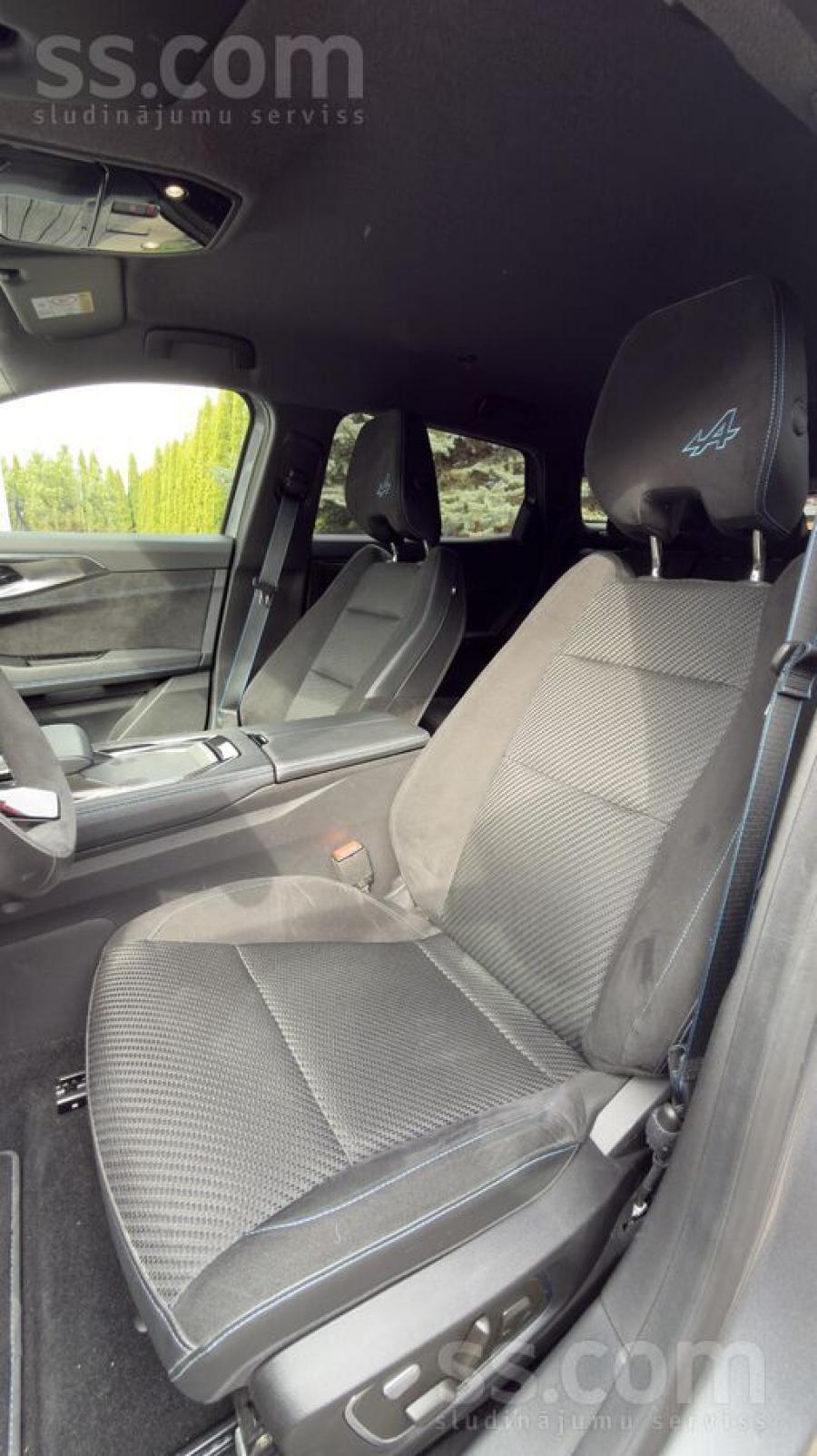 Grey Renault Espace 2024 in Riga, with an engine capacity of 1.20 L and mileage of 29 thousand km for 29300 €, photo 11 on AUTOMOTO.COM.LV