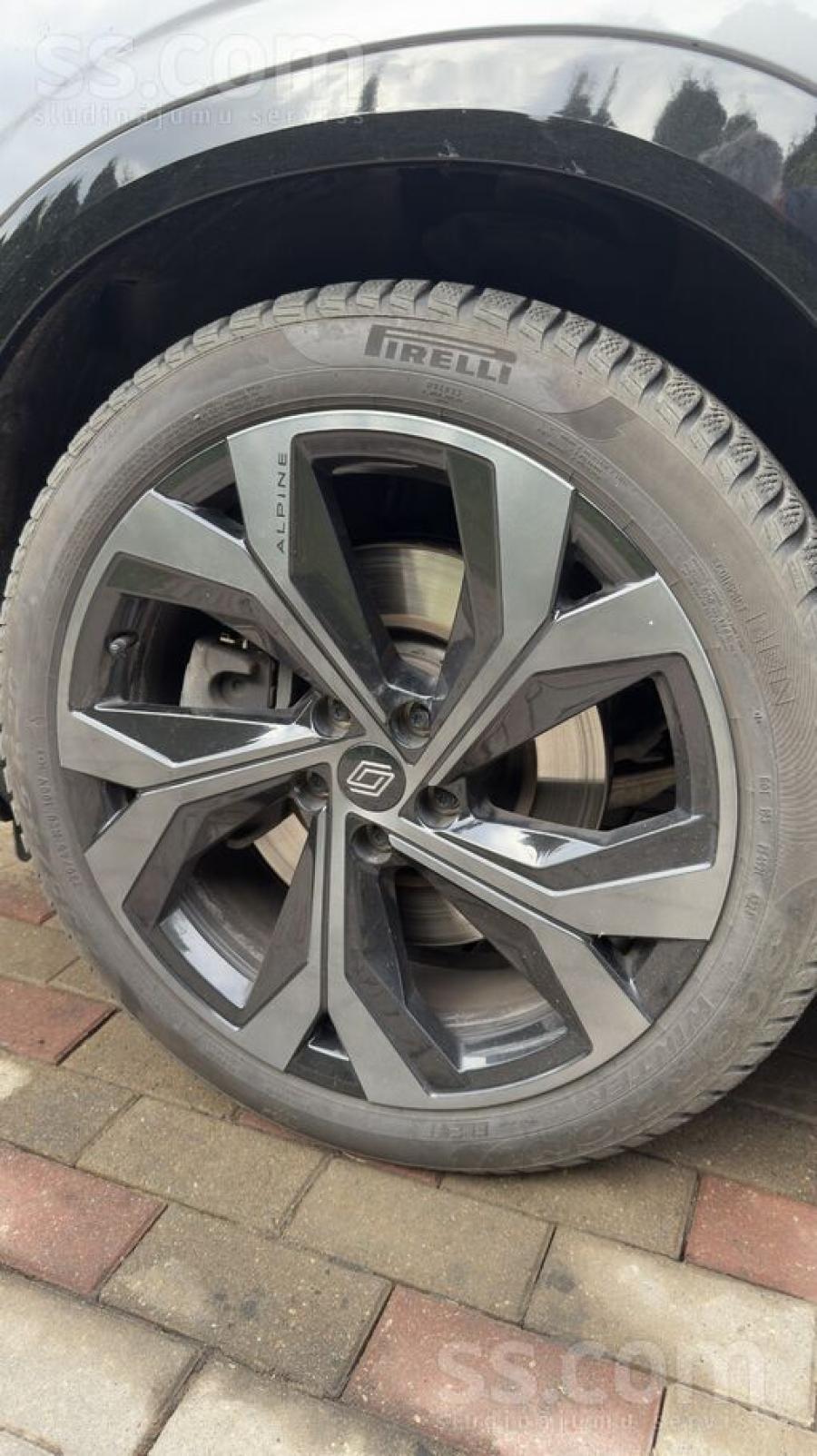 Grey Renault Espace 2024 in Riga, with an engine capacity of 1.20 L and mileage of 29 thousand km for 29300 €, photo 17 on AUTOMOTO.COM.LV
