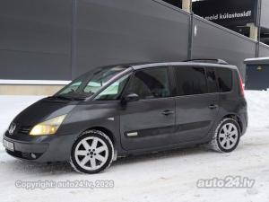 Pelēks Renault Espace 2003 Tallina, ar dzinēja tilpumu 2.20 L un nobraukumu 296 tūkst. km par 1998 €, foto 2 vietnē AUTOMOTO.COM.LV