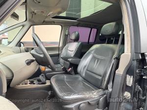 Grey Renault Espace 2003 in Rapla, with an engine capacity of 2.20 L and mileage of 309 thousand km for 1250 €, photo 10 on AUTOMOTO.COM.LV