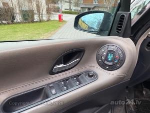 Grey Renault Espace 2003 in Rapla, with an engine capacity of 2.20 L and mileage of 309 thousand km for 1250 €, photo 11 on AUTOMOTO.COM.LV
