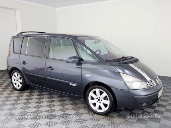 Pelēks Renault Espace 2003 Tallina, ar dzinēja tilpumu 2.20 L un nobraukumu 309 tūkst. km par 999 €, foto 1 vietnē AUTOMOTO.COM.LV