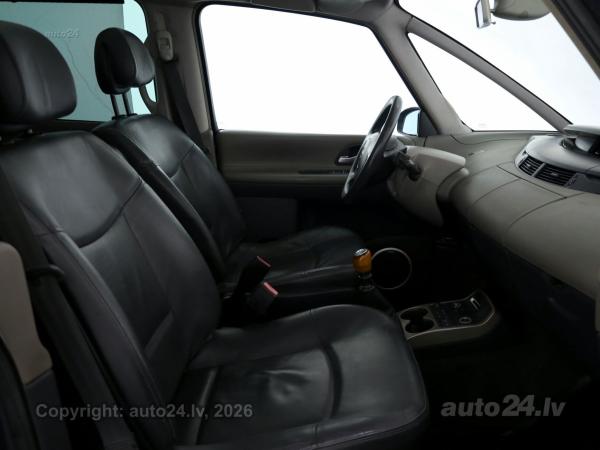 Pelēks Renault Espace 2003 Tallina, ar dzinēja tilpumu 2.20 L un nobraukumu 309 tūkst. km par 999 €, foto 6 vietnē AUTOMOTO.COM.LV