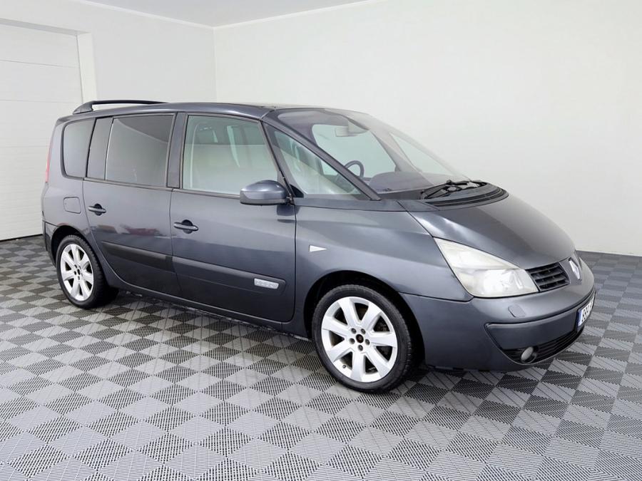 Grey Renault Espace 2003 in Tallinn, with an engine capacity of 2.20 L and mileage of 309 thousand km for 899 €, photo 11 on AUTOMOTO.COM.LV
