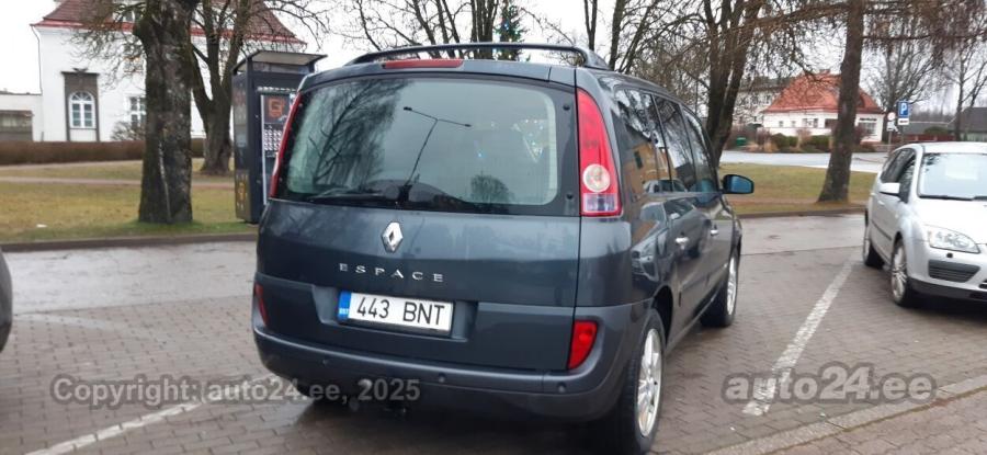 Pelēks Renault Espace 2004 Pērnava, ar dzinēja tilpumu 3.00 L un nobraukumu 280 tūkst. km par 1950 €, foto 2 vietnē AUTOMOTO.COM.LV