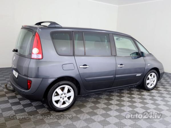 Grey Renault Espace 2004 in Tallinn, with an engine capacity of 3.00 L and mileage of 286 thousand km for 1699 €, photo 3 on AUTOMOTO.COM.LV