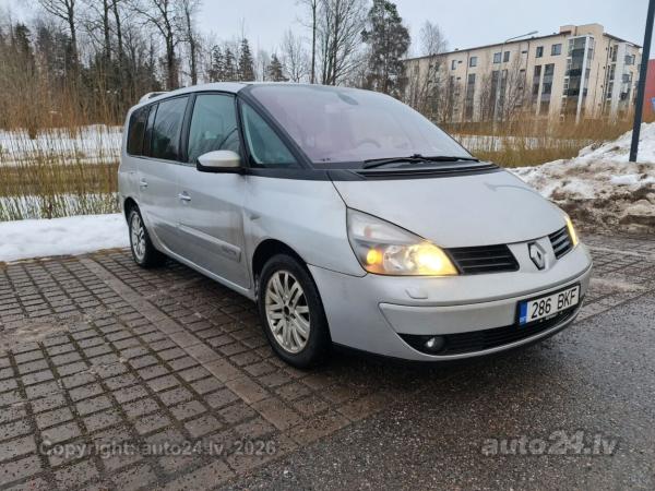 Pelēks Renault Espace 2005 Tallina, ar dzinēja tilpumu 2.20 L un nobraukumu 325 tūkst. km par 1100 €, foto 2 vietnē AUTOMOTO.COM.LV