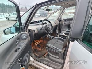 Pelēks Renault Espace 2005 Tallina, ar dzinēja tilpumu 2.20 L un nobraukumu 325 tūkst. km par 1100 €, foto 5 vietnē AUTOMOTO.COM.LV