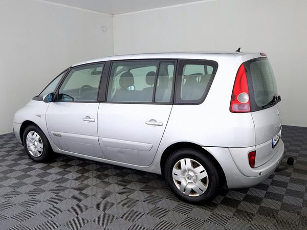 Pelēks Renault Espace 2005 Tallina, ar dzinēja tilpumu 2.00 L un nobraukumu 204 tūkst. km par 699 €, foto 4 vietnē AUTOMOTO.COM.LV